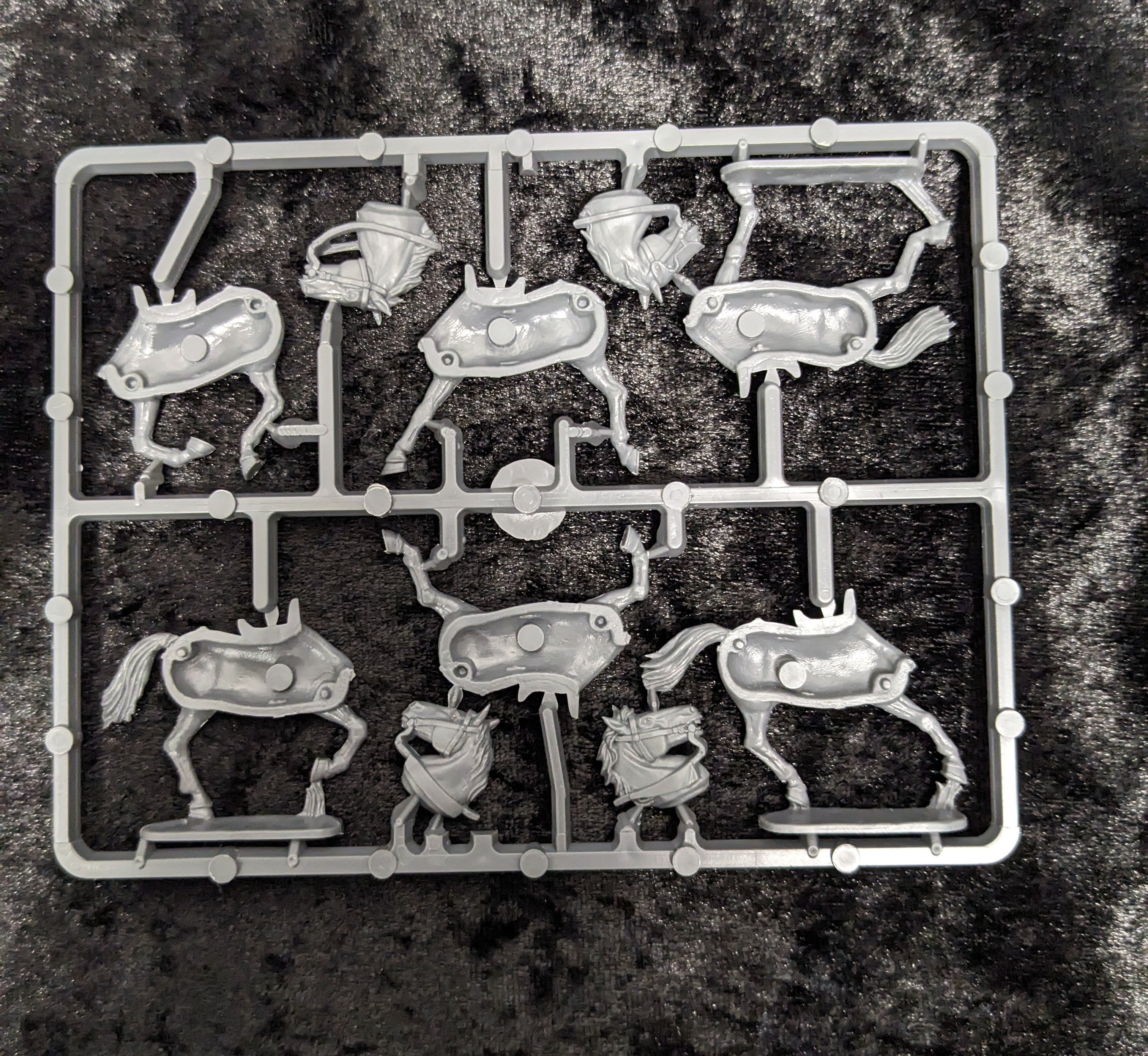 Perry Agincourt mounted knights horse frame – McDougall Designs